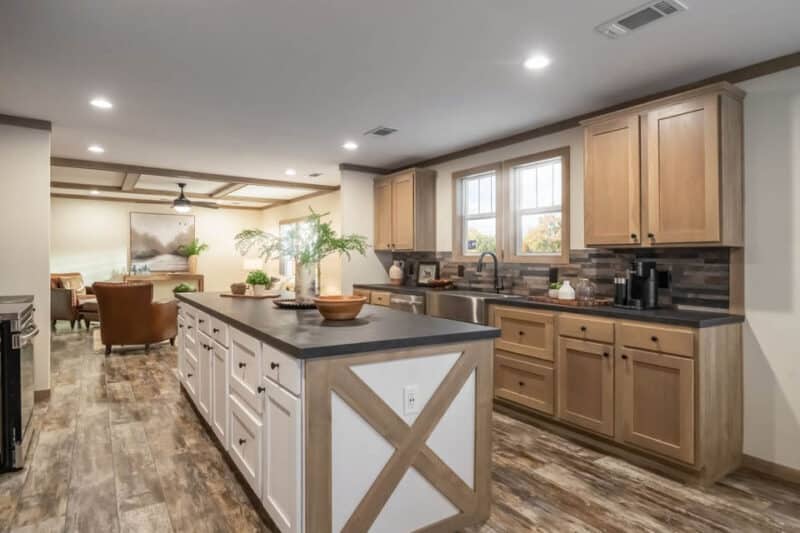 32x72 4 Bed 2 Bath: Boujee Premier - Hawks Homes